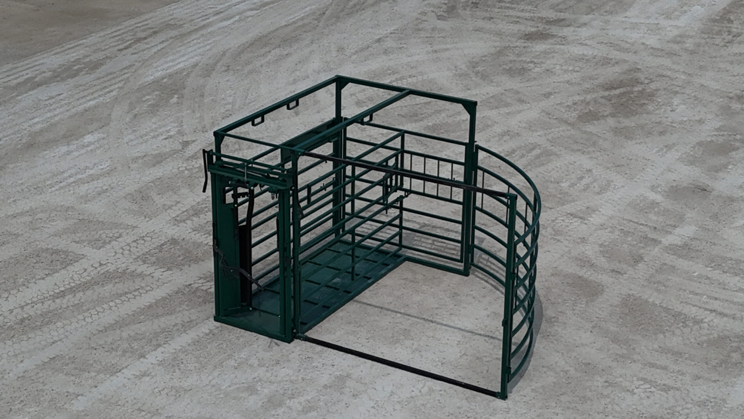 E-Series Half Circle Calving Pen - USA | Lakeland Farm and Ranch Direct